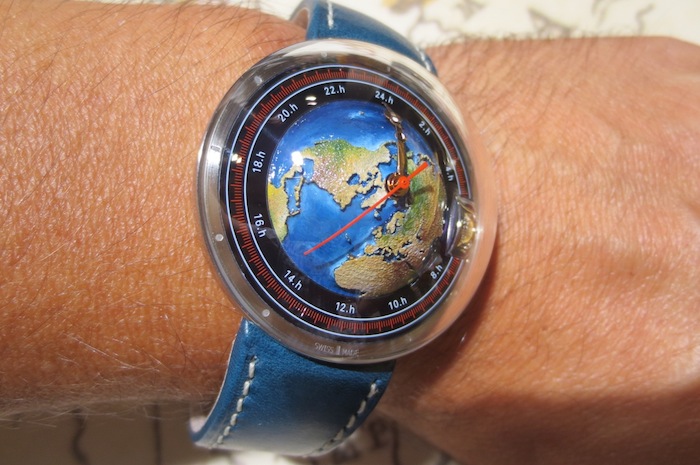 Magellan Watch Earth 3D - Total Design Reviews
